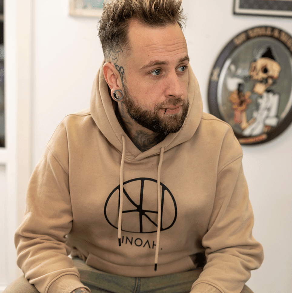 Home - Inoah. Clothing